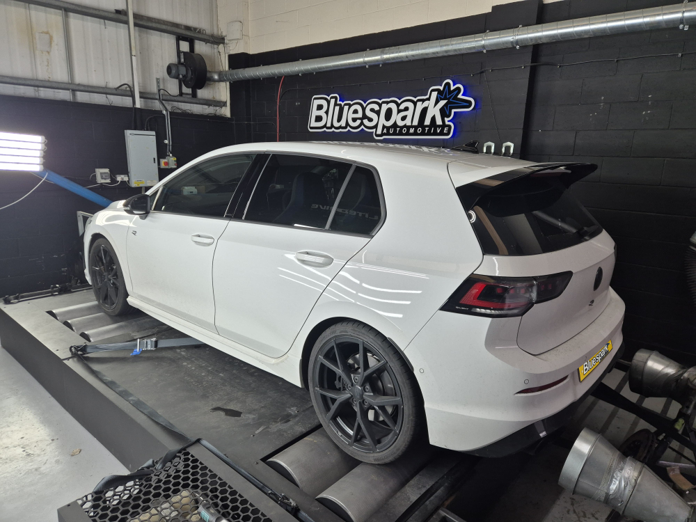 VW Golf R MK8.5 (2025) Dyno Test - 2.0 TSI Performance Tuning