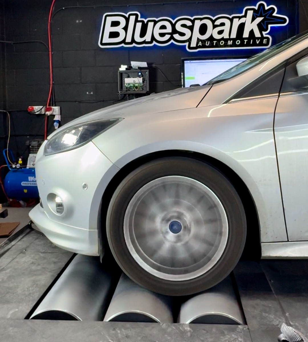 Ford Focus 1.6 TDCI ZETEC 113bhp/115ps Custom ECU Remap with Dyno Test