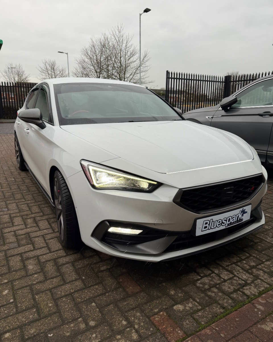 SEAT Leon 2021 (MK4) 1.5 TSI - Performance Tuning with Chip Tuning Box