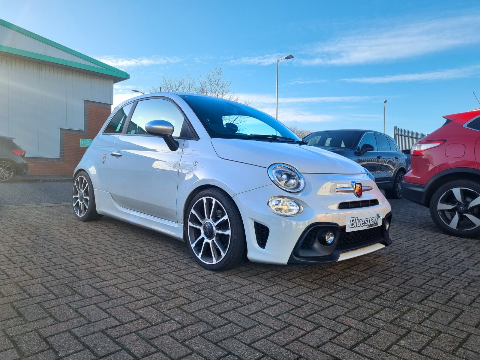 Abarth 595 1.4 Turismo - 165bhp Performance Tuning with Chip Tuning Box