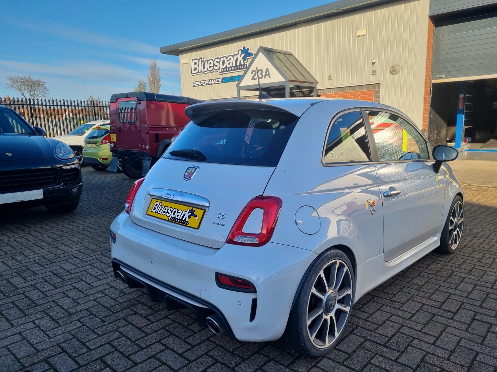 Abarth 595 1.4 Turismo - 165bhp Performance Tuning with Chip Tuning Box