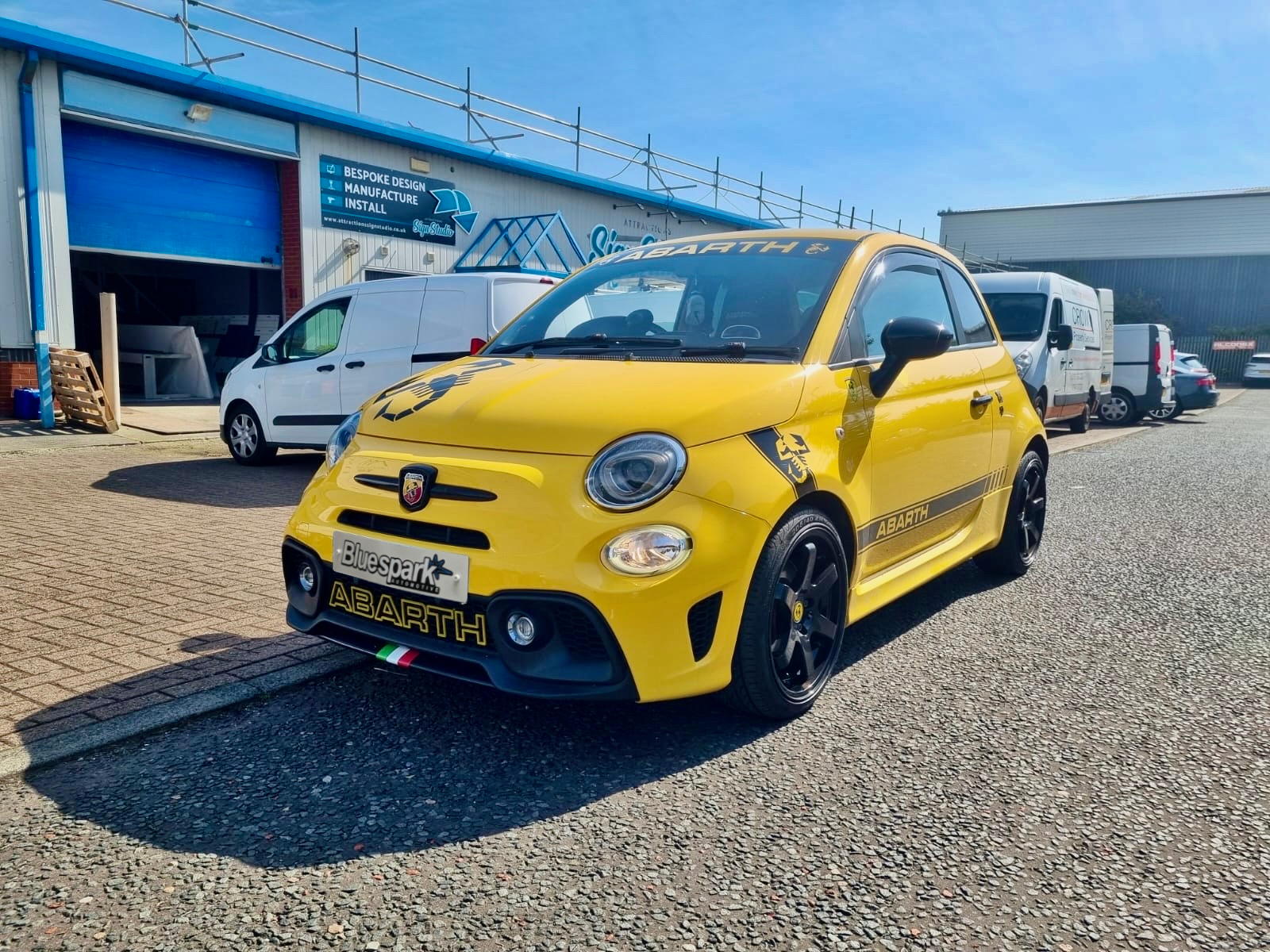 Abarth 595 1.4 - 145bhp Performance Tuning with Chip Tuning Box